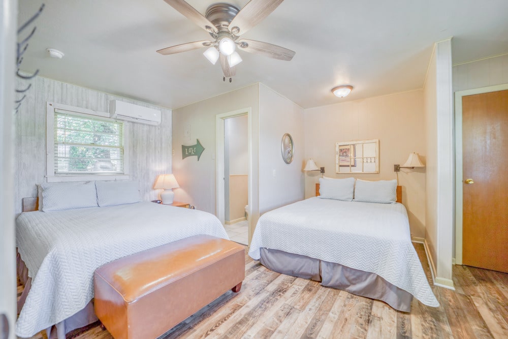 CABINS 9-12 - Fish N Fun Resort
