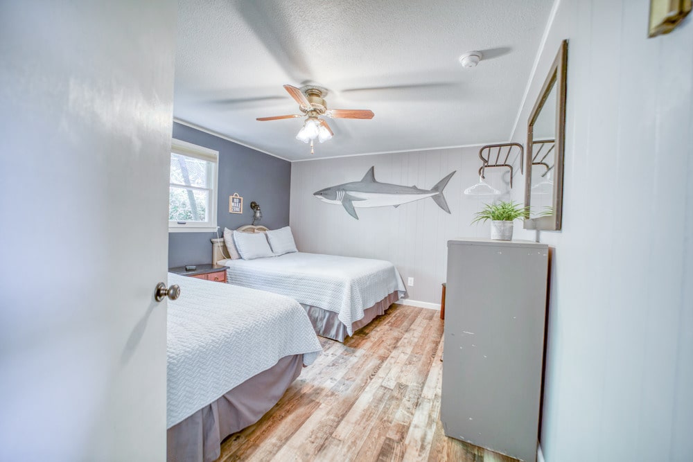 CABINS 9-12 - Fish N Fun Resort